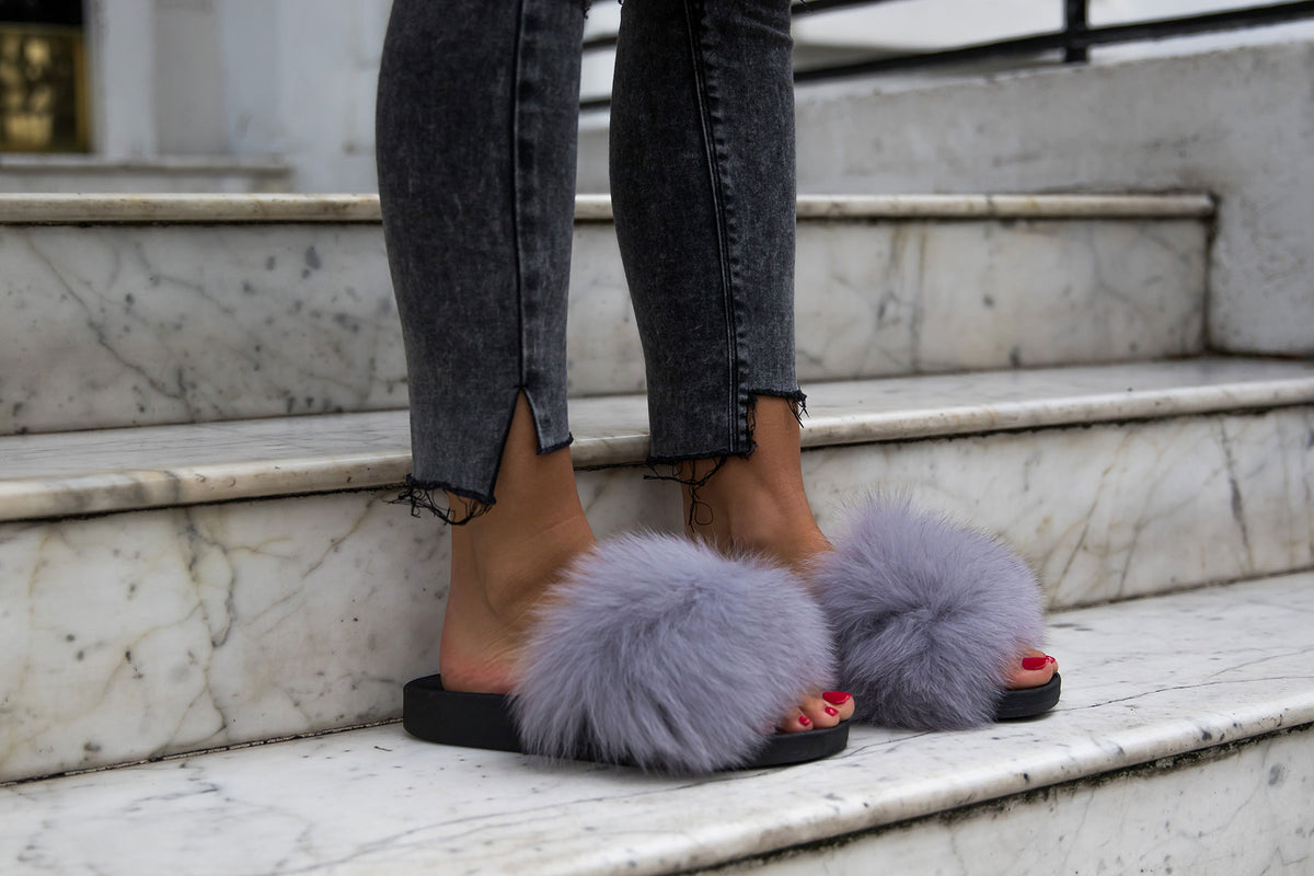 Light Grey Fox Sliders – TREND STUDIO LONDON